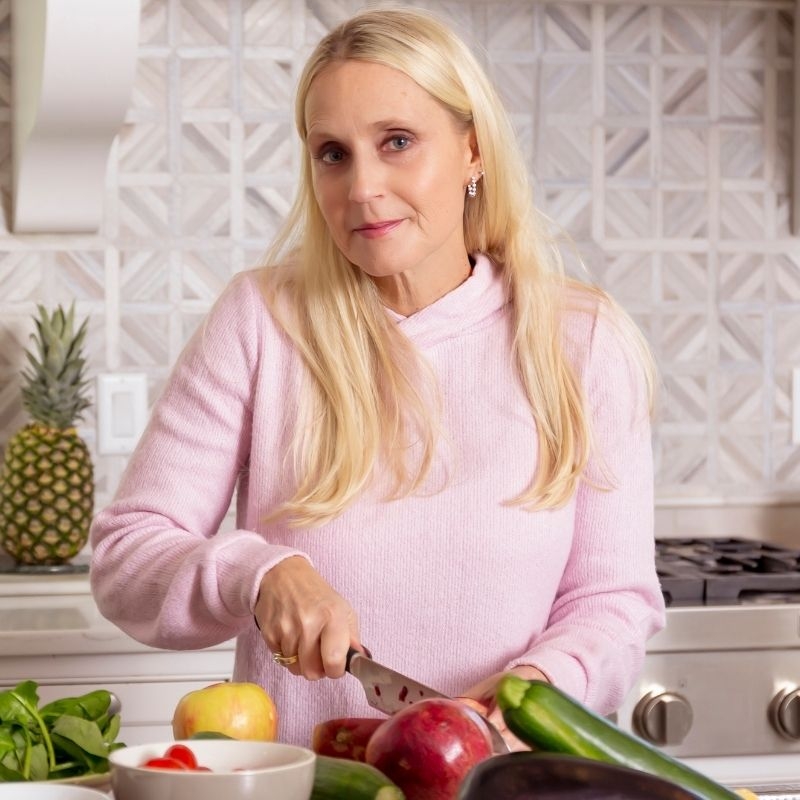 Welcome to the online press kit for Amy Fox and Food and Mood Lab